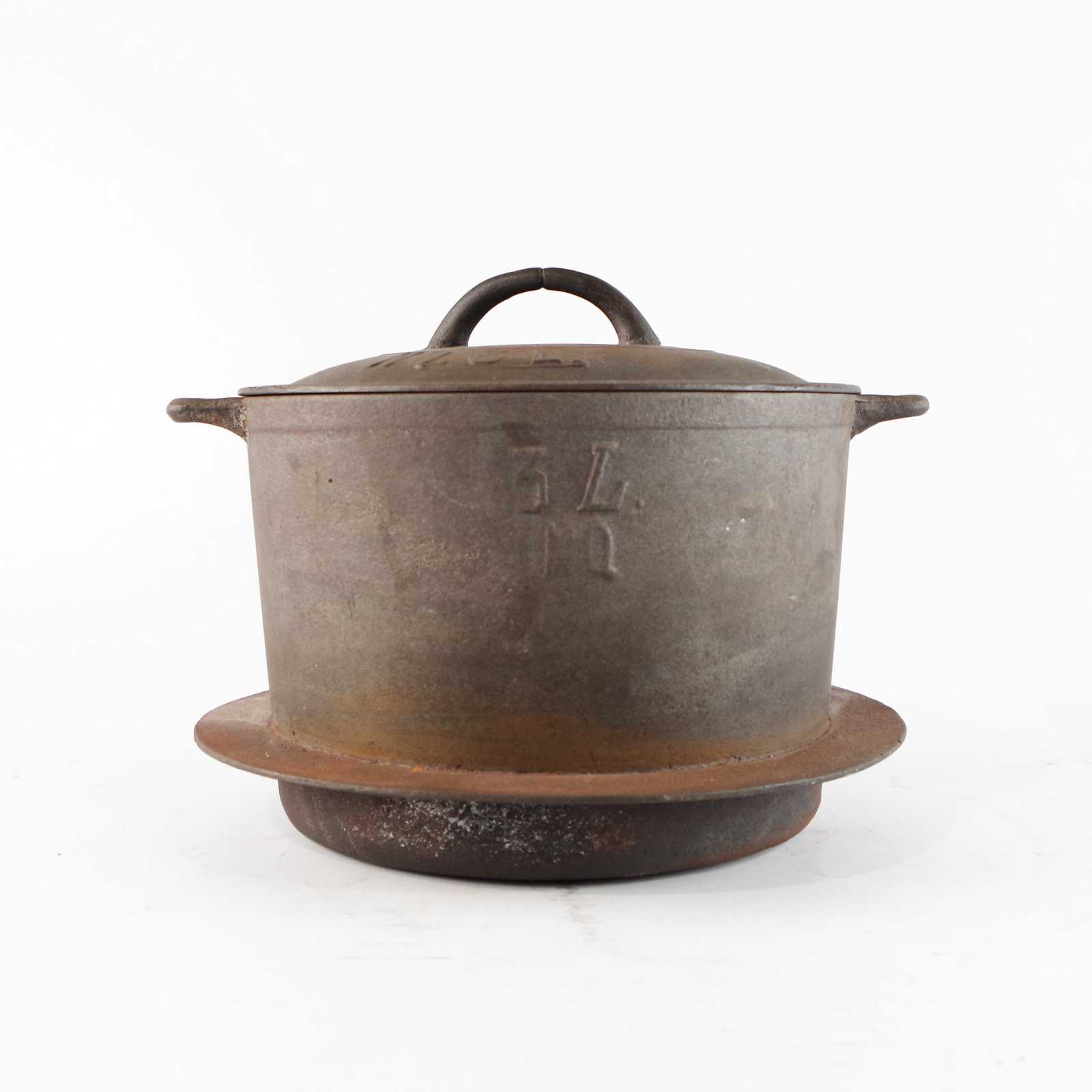 GRYTA, gjutjärn, D: 19 cm. | Auktion.se